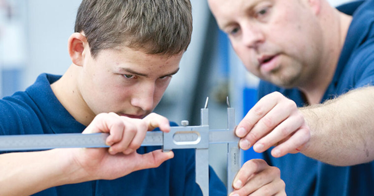 Betriebe sichern Zukunft – mit Ausbildung im eigenen Haus